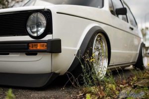 Golf mk1 bumpers - European or American style?, plastic or body?